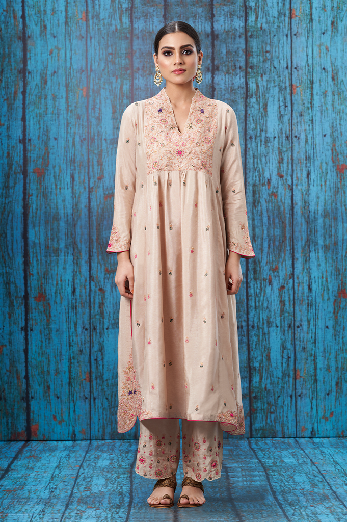 Tu Jhoom Episode I – Label Niti Bothra