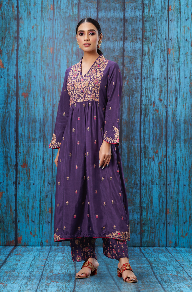 Tu Jhoom Episode I – Label Niti Bothra